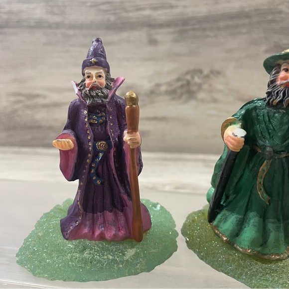 Accents | 2 Wizards Dragons Purple Green Figurines Wizard On A Cloud ...